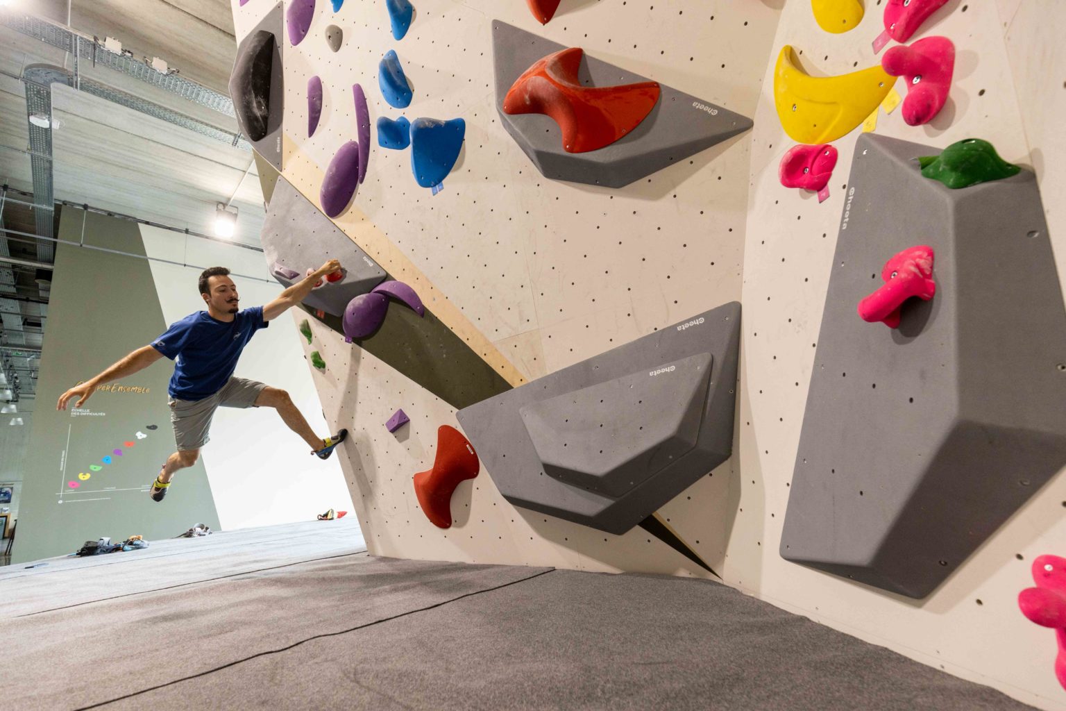 Nouvelles salles d'escalade Climb Up Saint Etienne et Cergy