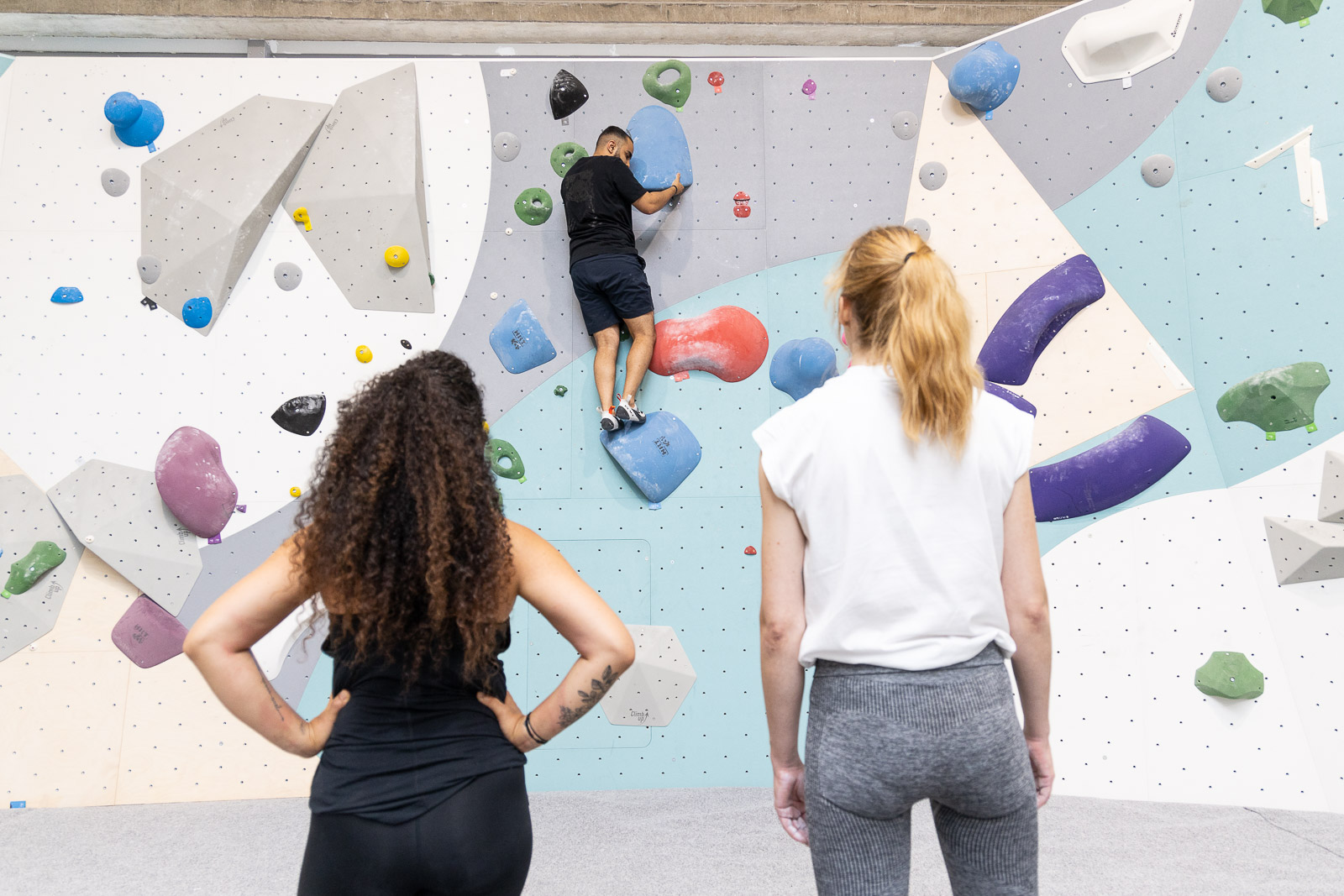 Conseils sur comment débuter la pratique de l’escalade avec Climb Up